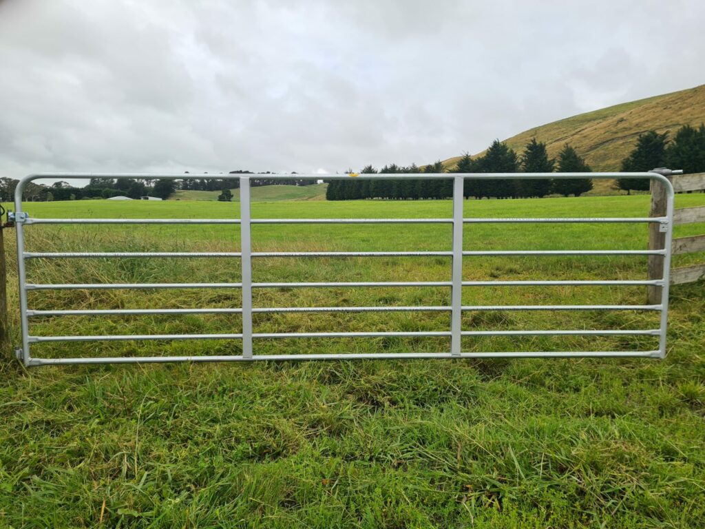 Bull Gate – Taylor Made Gates