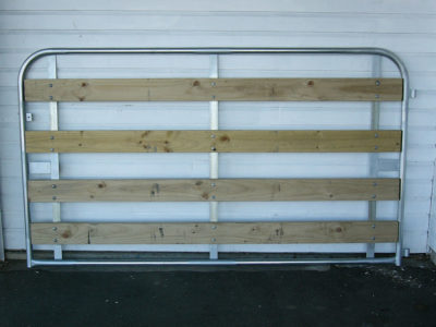 Cattle Yard Pipe Gate – Taylor Made Gates