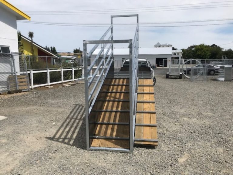 Portable Cattle Load Ramp – Taylor Made Gates
